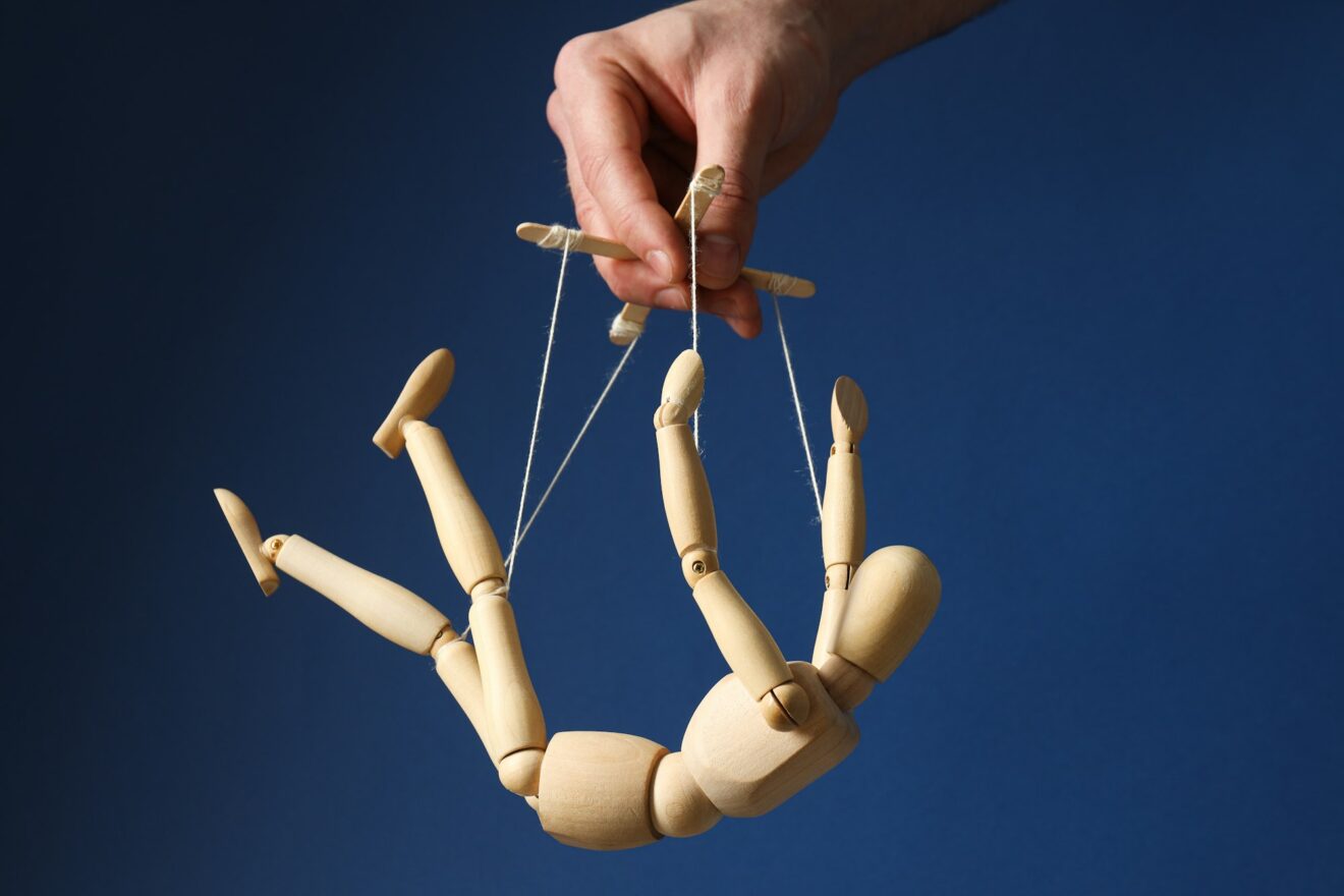 La Dictadura Y Su Manía De Tergiversar La Información. - Redes Cubanas